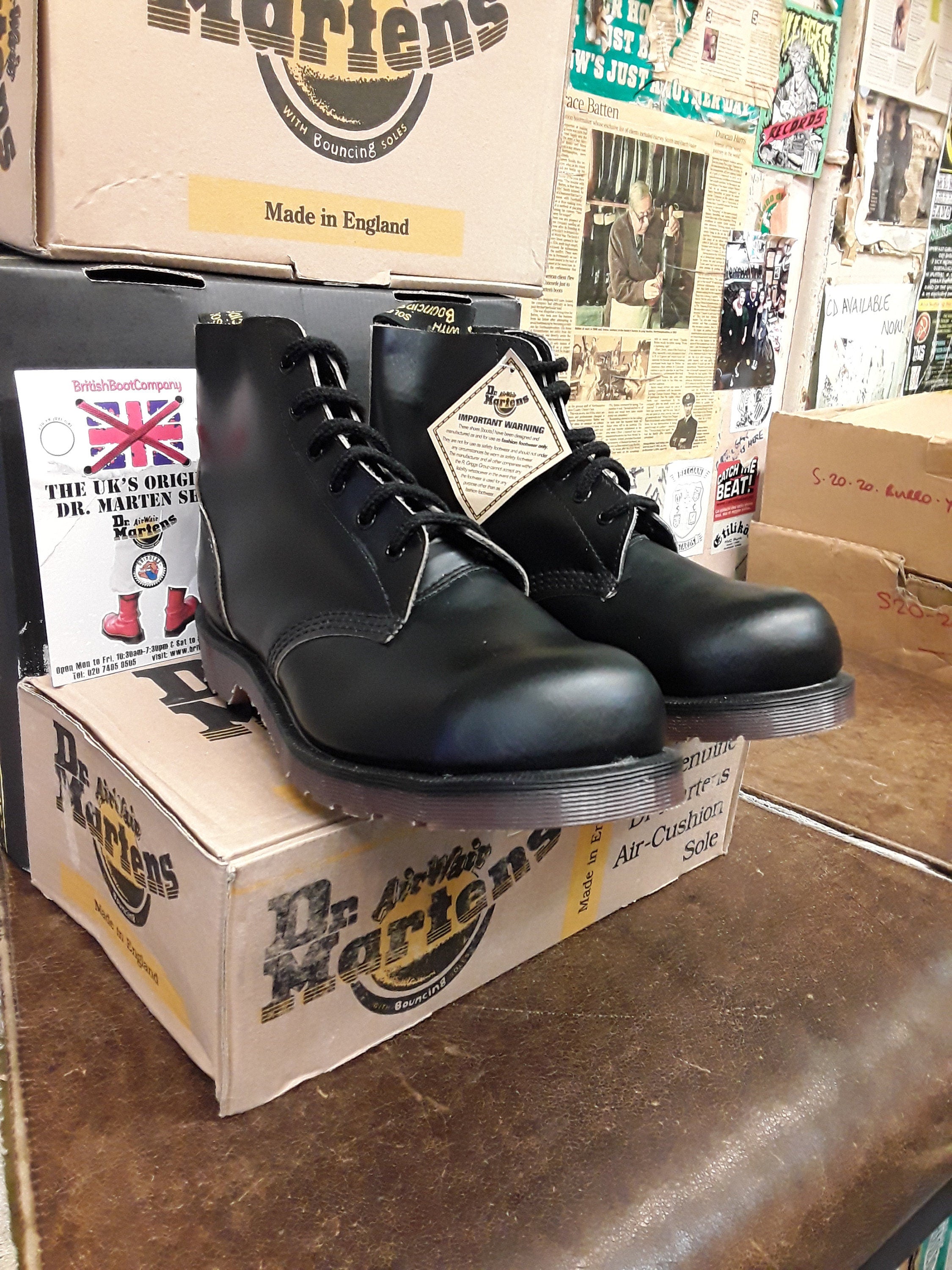 Dr Martens 7711 Black steel toe 6 Hole Steel Boot Made In England ...