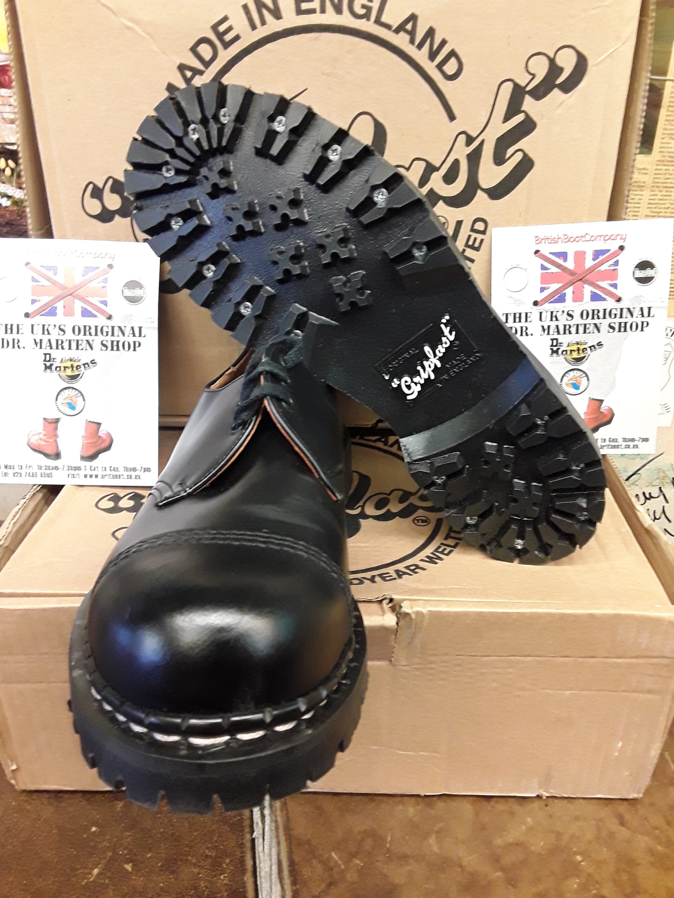 Original Gripfast Vintage / Size UK9-10/ Made in England / 3 Hole Shoes ...