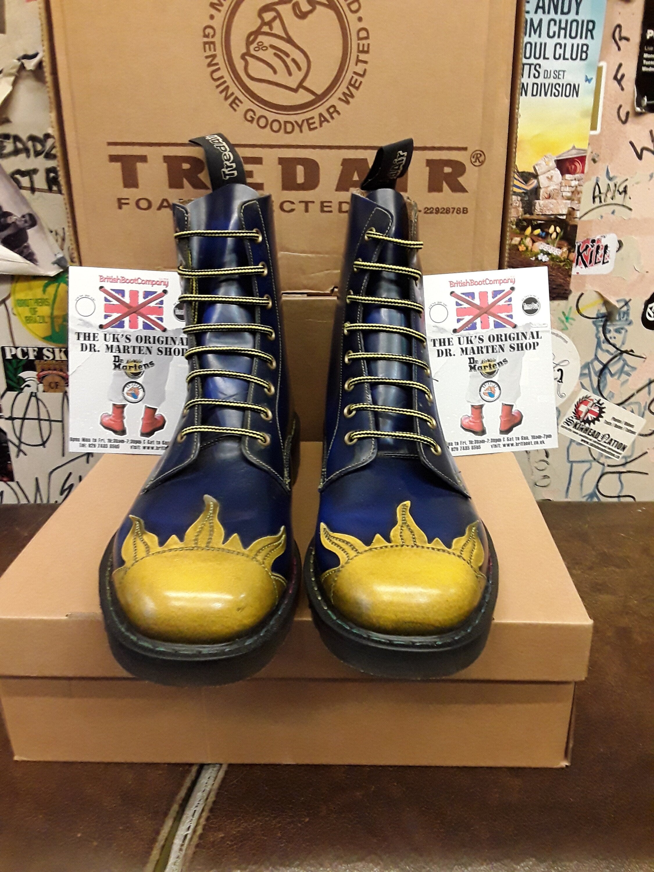 Tredair 8 Hole Made in England Sun,Moon and Stars