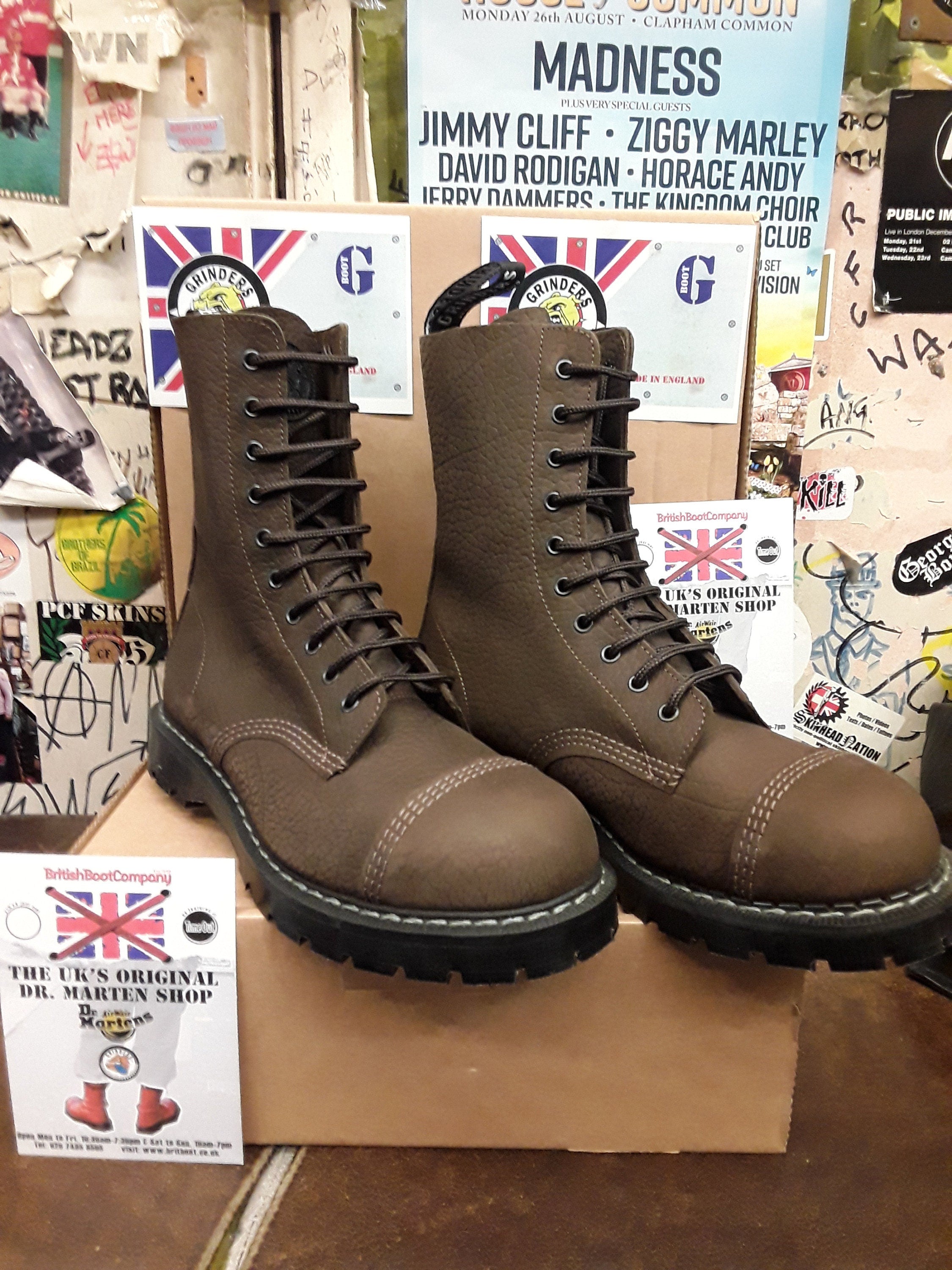 Grinders Stag Brown Mountain Bear Made in England 10 Hole Size 8