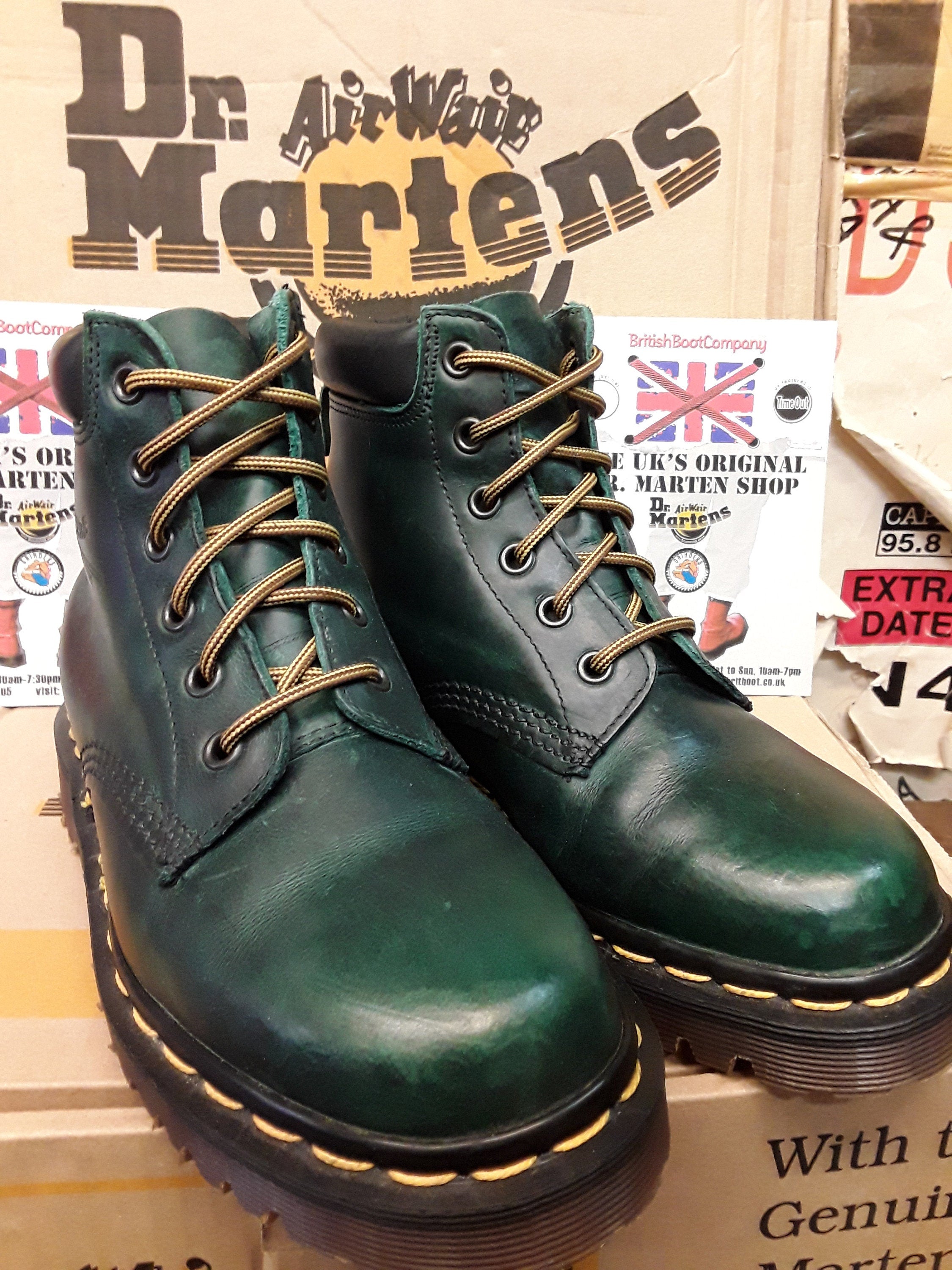 Dr Martens Green waxy 6 hole padded top, vintage, Size 3 Made in England