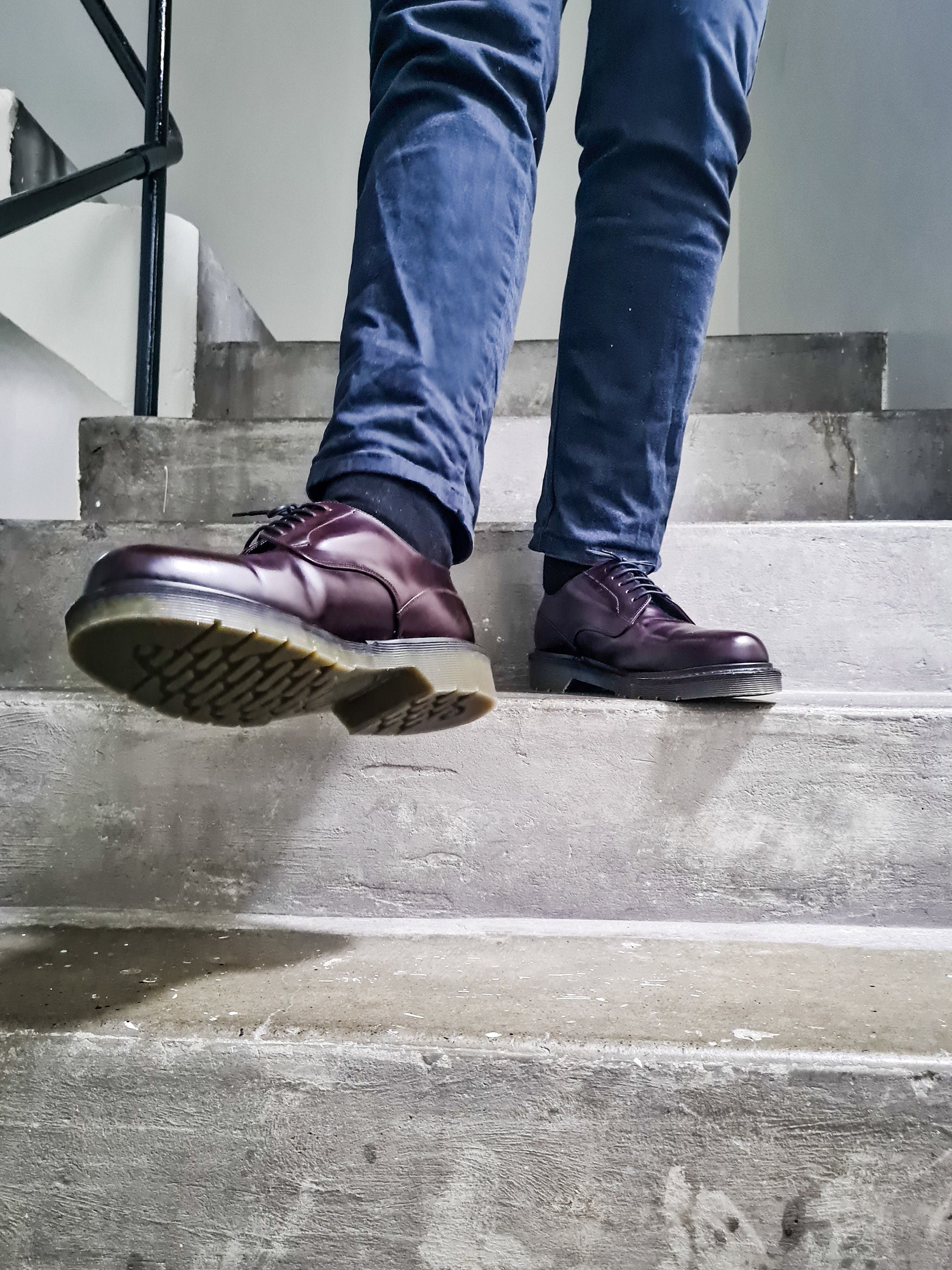 Loake Burgundy Shoes, Made in England, Classic Leather Gibson 5 Eyelet ...