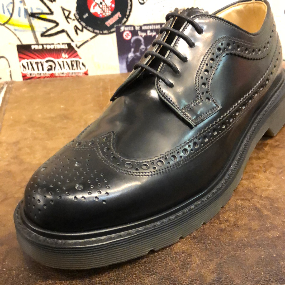 LOAKE - ROYAL BLACK BROGUE WITH HEAT WELTED SOLE